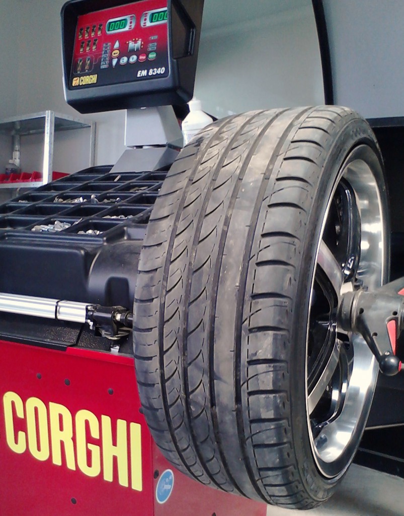 Wheel Balancing - Feilding Tyre ServiceFeilding Tyre Service